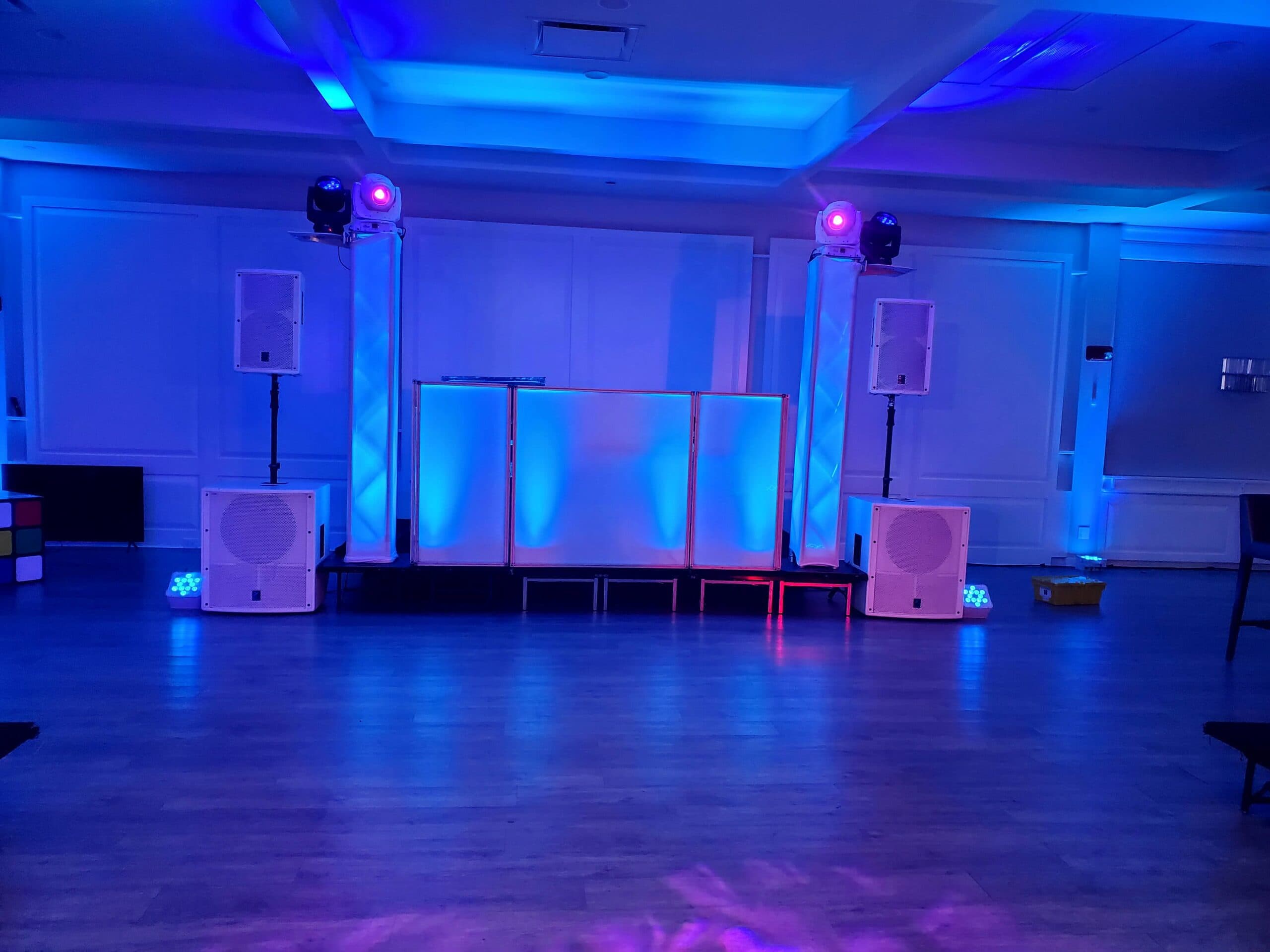 Sweet 16 DJ Booth Options – Hart To Hart DJ Entertainment