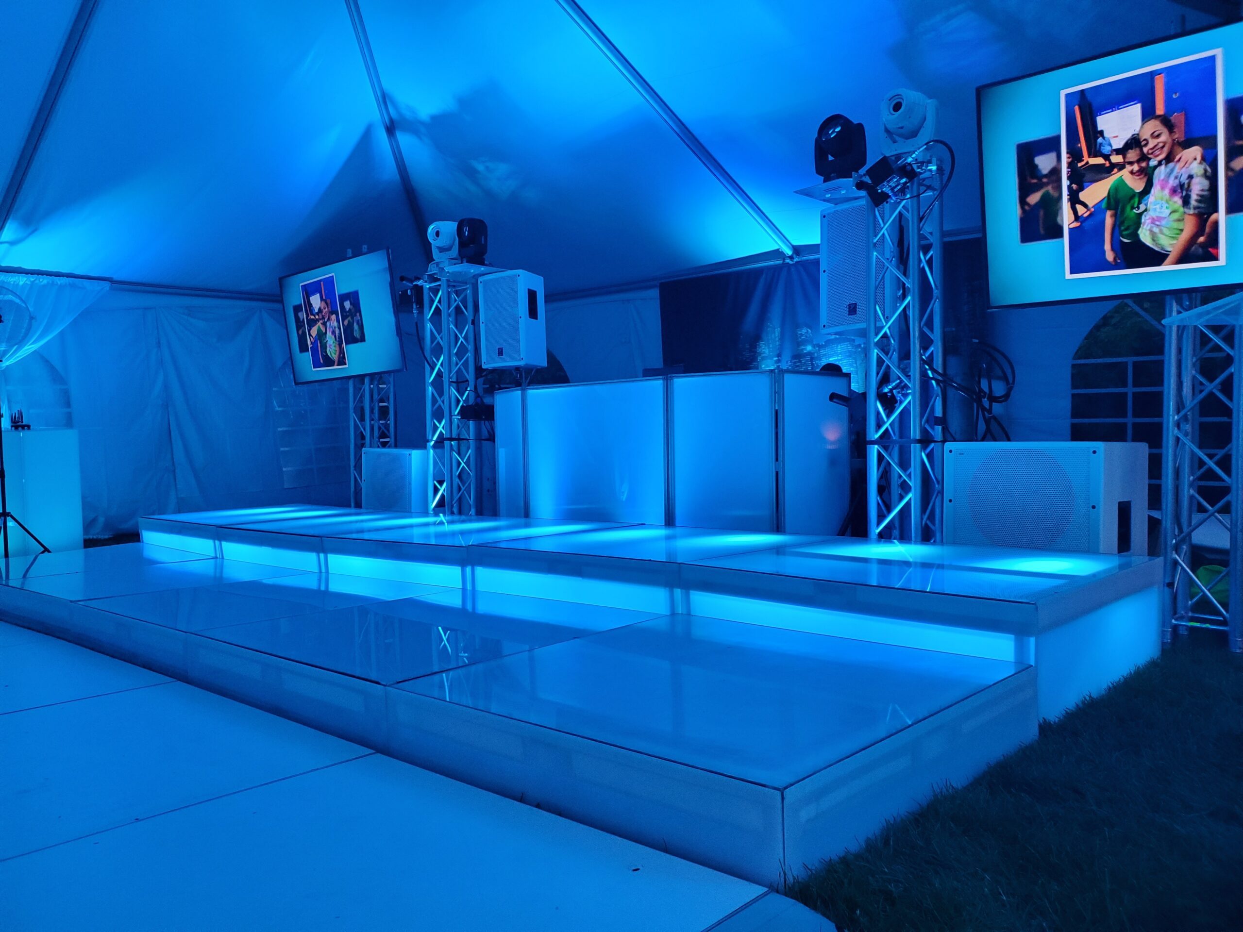 Sweet 16 DJ Booth Options – Hart To Hart DJ Entertainment